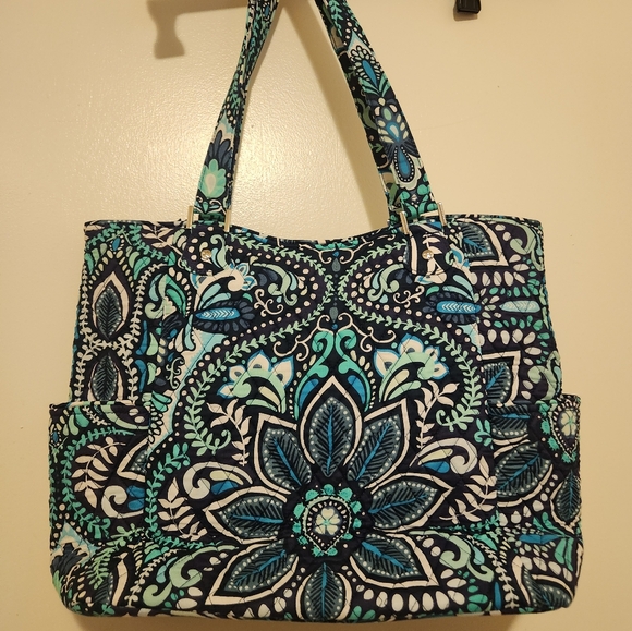 Vera Bradley | Bags | Bnwt Vera Bradley Large Glenna Blue Island ...